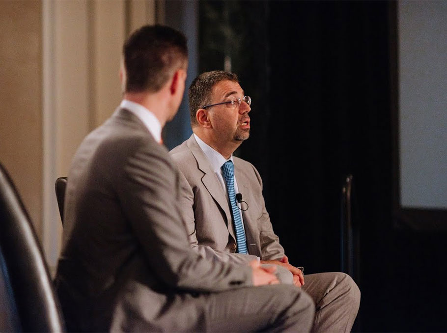 Acemoglu and Robinson: How Do Populists Win? - Mediamax.am