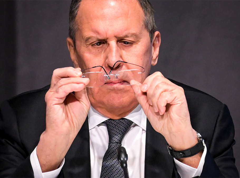 Lavrov: “The US particularly eager to expand its destructive influence ...