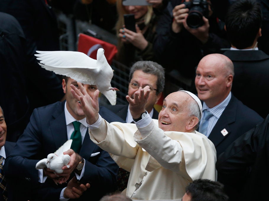 Pope Francis to release doves in the direction of Mount Ararat ...